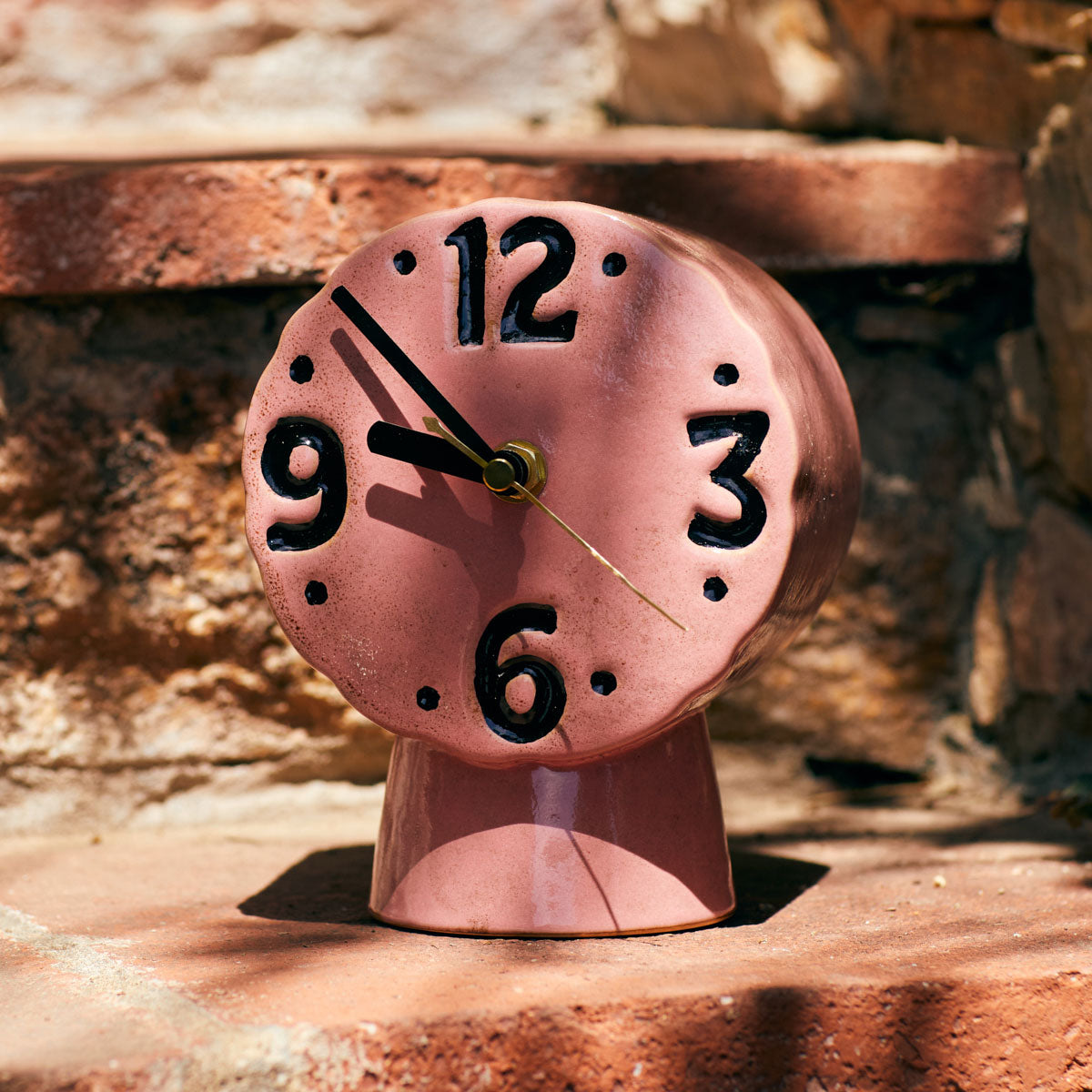 Retro ceramic clock - h 16.2 cm - Pink - HK Living | Flowers – Fleux